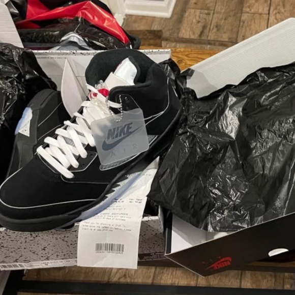 Jordan | Shoes | Metallic Black Jordan 5s | Poshmark